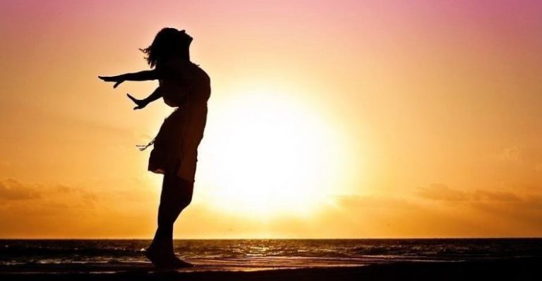 10-ways-a-women-shows-her-strength-3 - MindWaft